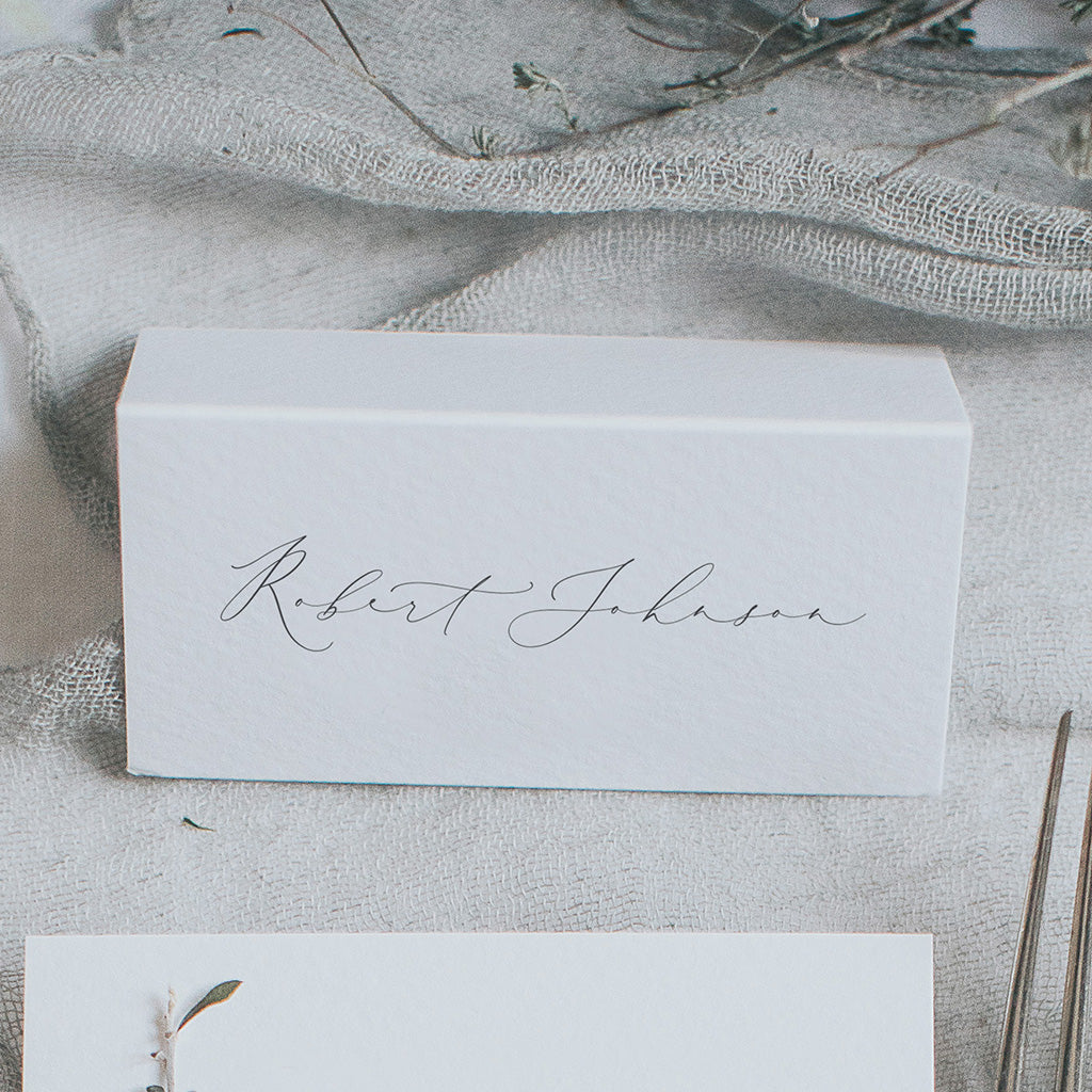 Tara Folded Place Cards – Lilac & White
